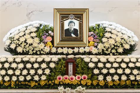 난장이가 쏘아올린 작은 공 조세희 작가 추모물결 네이트 뉴스