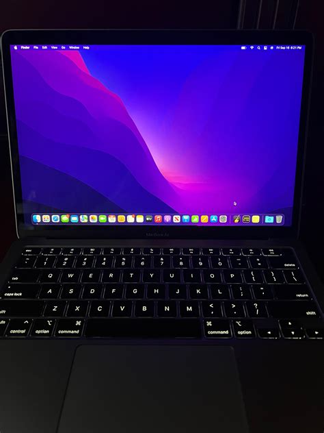 How Do I Make Icons At Bottom Bigger I Was Playing Around With Buttons And I Think I Made The