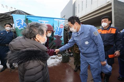 岸田首相が被災地訪問 写真特集16 毎日新聞