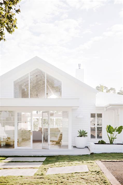 Three Birds Renovations Bonnie S Dream Home Front Exterior