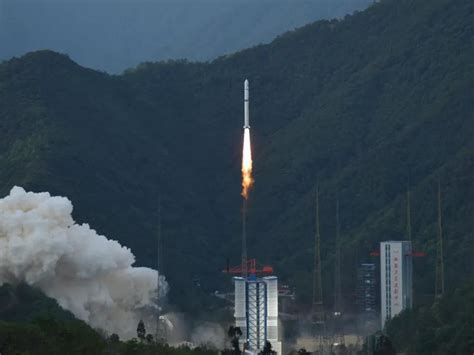 中国成功发射遥感四十三号03组卫星 2024年10月23日 俄罗斯卫星通讯社