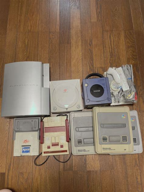 Yahooオークション 【ジャンク】ゲーム機とコントローラー類まとめ