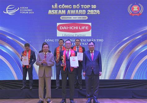 Dai ichi Life Việt Nam vinh dự nhận danh hiệu Top 10 Doanh nghiệp Tiêu