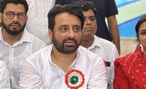 Amanatullah Khan ఆగని ఈడీ దాడులు మరో ఆప్‌ నేత ఇంట్లో సోదాలు Ed