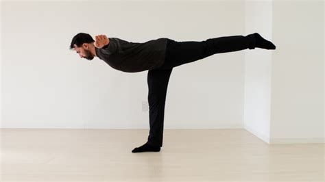 Knee Scale Gymnastics