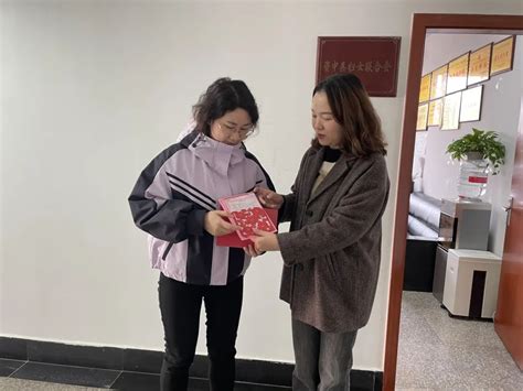 闪耀“她力量” 巾帼绽芳华 市、县妇联走访慰问女性先进典型代表澎湃号·政务澎湃新闻 The Paper