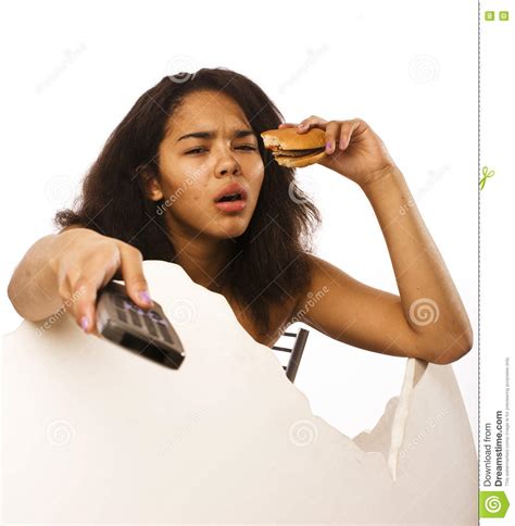 Giovane Ragazza Teenager Afroamericana Grassa Con La Ripresa Esterna E