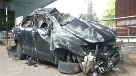 One Dead Four Injured After Speeding Car Falls Off Yeshwantpur Flyover