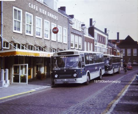Op De Markt Te Oostburg Centrale Overstapplaats Voor De Vier Emmers Lijn Brugge Breskens En