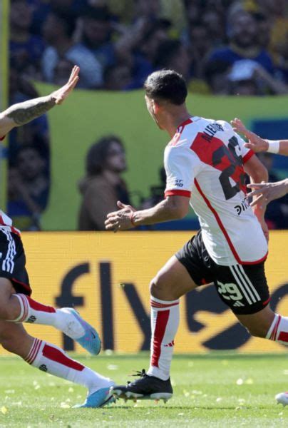 Video Así Fue El Gol Con El Que Enzo Díaz Liquidó El Superclásico Para
