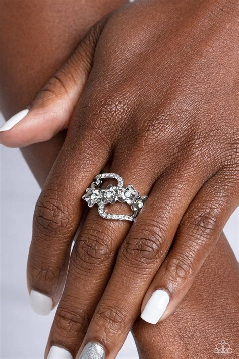 Paparazzi Ring ~ Captivating Corsage White Paparazzi Jewelry