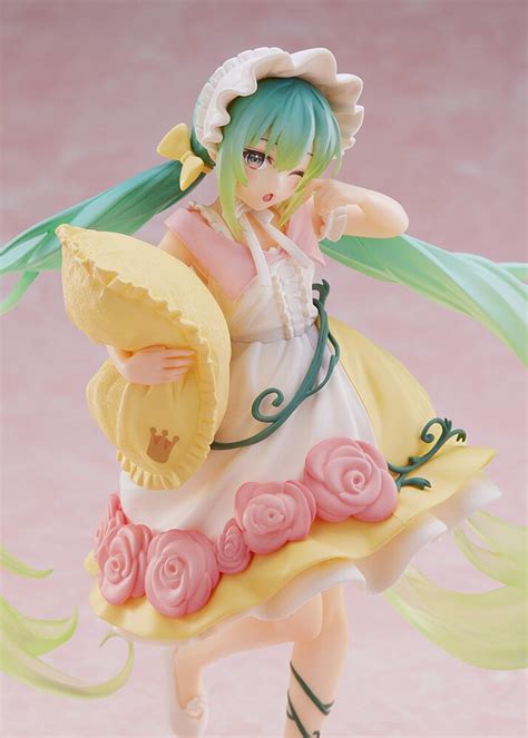 Wonderland Figure Hatsune Miku Sleeping Beauty Tokyo Otaku Mode Tom