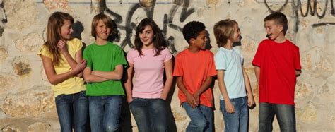 Strong Genetic Correlation Between Male And Female Puberty Timing Mrc