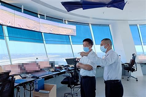 湛江空管站与湛江市气象局开展业务交流 中国民用航空网