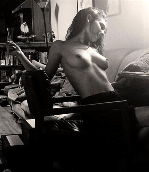 Caitlin Stasey Nude Porn Pictures Xxx Photos Sex Images 4057831 Pictoa