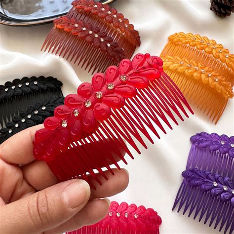 قیمت و خرید شانه سر طرح گل نگینی مات دوعددی