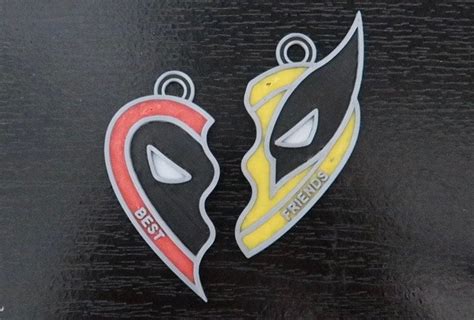 Free Deadpool And Wolverine Marvel Heart Keychain Necklace — 3d