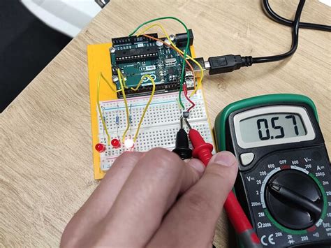 Tmp36 Output Voltage With Serial Monitor And Voltmeter Observations Sensors Arduino Forum