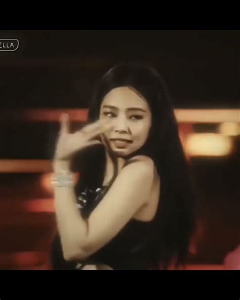 Blackpink Pretty Savage Edit Kpop Blackpink Blink Jennie Lisa