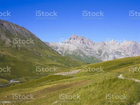 Ecrins 국립 공원 Col Du Lautaret 알프스 산맥 프랑스 0명에 대한 스톡 사진 및 기타 이미지 0명 녹색