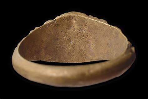 แหวนหลวงพ่ออิ่ม วัดหัวเขา พระเครื่องเมืองชัยนาท Facebook