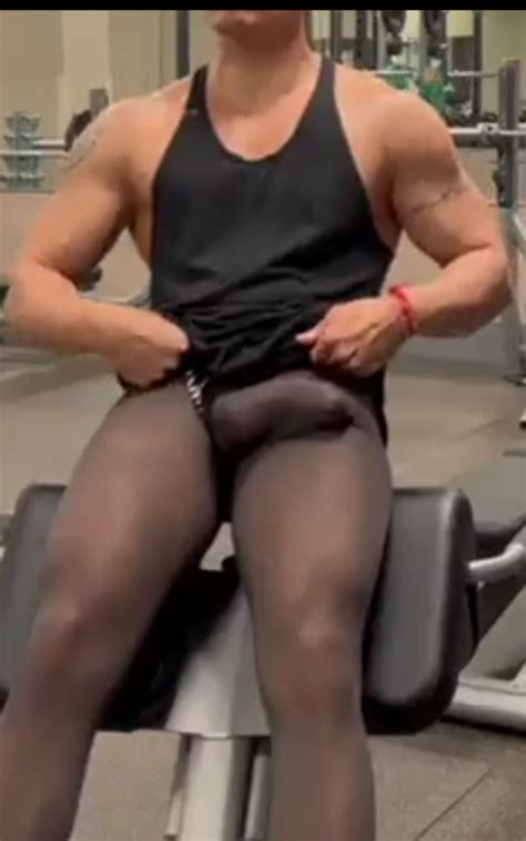 Huge Bulge At The Gym Houtex2019