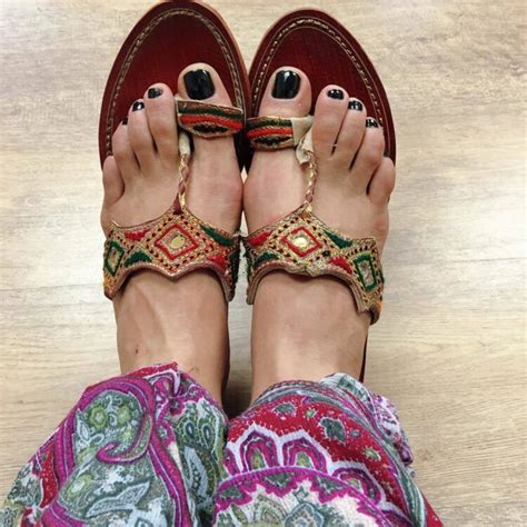 Cassia Linhares Feet