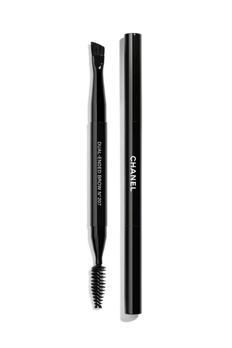 The Best Eyebrow Brushes According To Editors And Makeup Artists