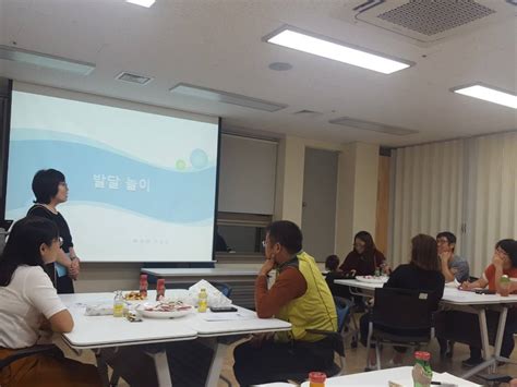 통영시장애인종합복지관 9월 22일 선선한 가을 밤 부모교육과 함께하는 제18회 마을n콘서트 “놀이로