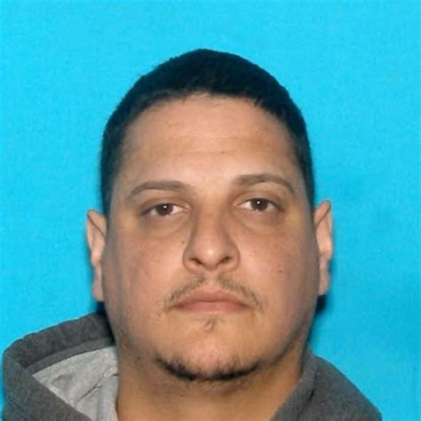 Coworker Pulls Gun Machete On Auburn Colleague Asks Him To Choose During Fight Police