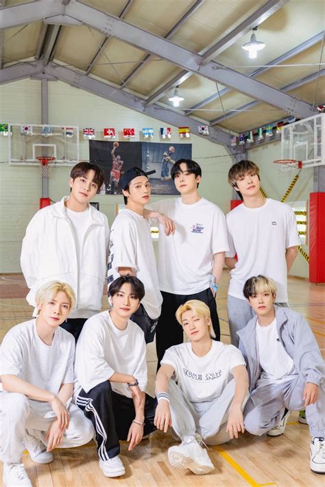Ateez Gae Ppang Meong Behind Photos Mode