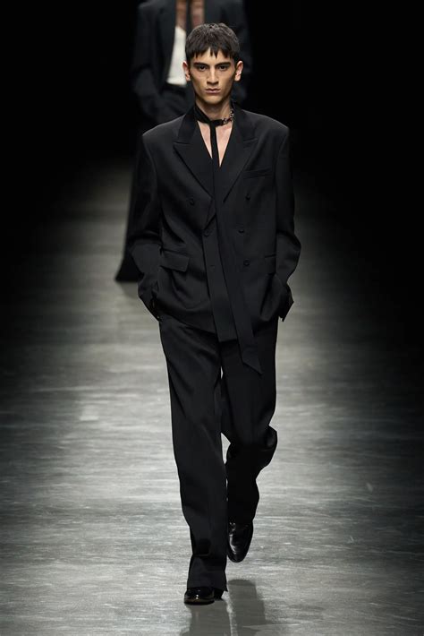 In The Park — Simón Razú Debutando Para La Firma Italiana Gucci