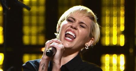 Miley Cyrus Armpit Hair No Big Deal