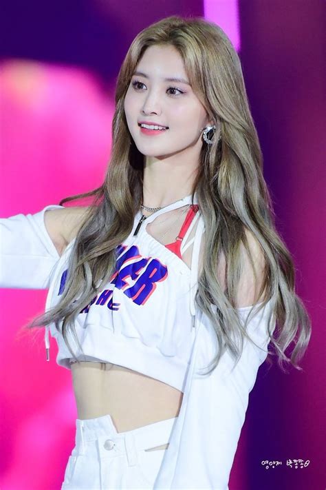 Pin By 👉🏼elinorskworldzone🤫 On Kpop Girl Groups Kpop Girls Kpop