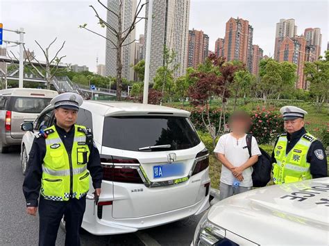男子隔夜酒开车被查出二次酒驾澎湃号·政务澎湃新闻 The Paper