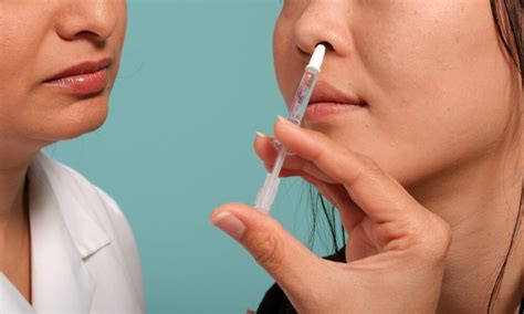 Covid Spray Nasale Contro Il Contagio Bassetti Funziona Come L