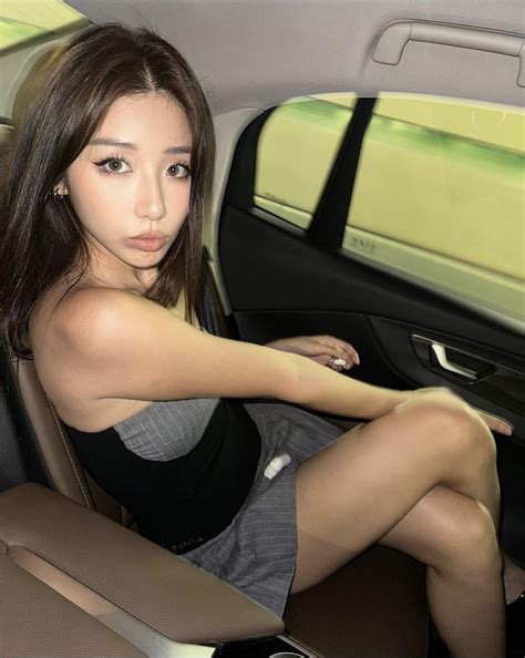 Very Beautiful R Prettyasiangirls