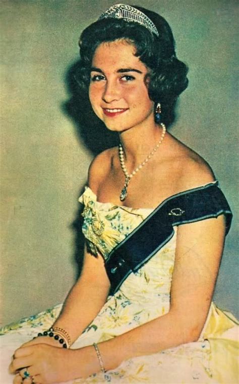 Cotilleando Young Princess Sophia Of Greece Now Queen Sofia Of Spain