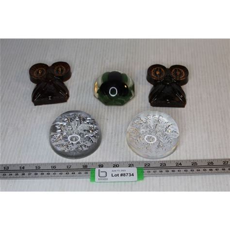 5 Glass Paper Weights Bodnarus Auctioneering