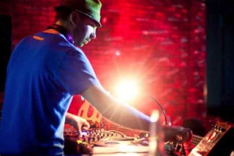 Montréal Night Clubs Dance Clubs 10best Reviews