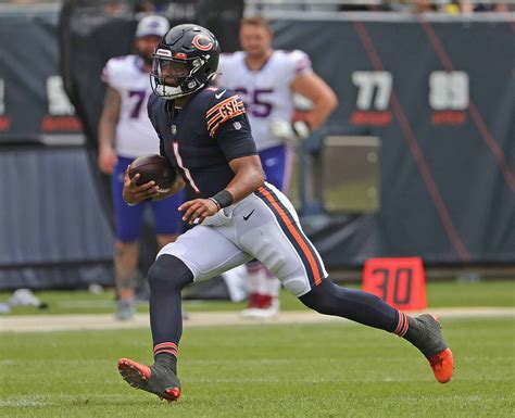 Justin Fields Getting The Start In Bears Preseason Finale