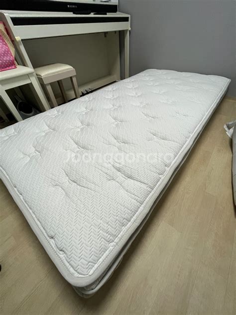 싱글 매트리스 개봉 신품 지누스 그린티 럭스 스프링 침대매트리스 중고나라