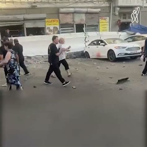 ვაგზლის მიმდებარე ტერიტორიაზე სავარაუდოდ შენობა ან მისი ფასადი ჩამოინგრა Youtube