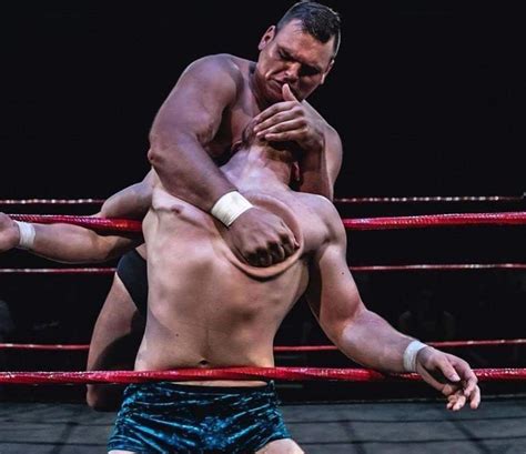 Throwback To When Walter Completely Caved In Josh Bodoms Chest R Squaredcircle