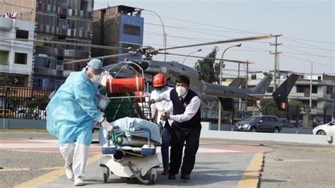 Hombre Es Trasladado En Helicóptero Al Hospital Nacional Hipólito