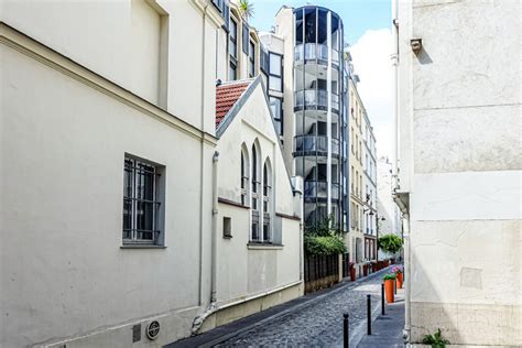 Paris Passage Jean Nicot Atmosphère Villageoise Au Coeur Du Quartier