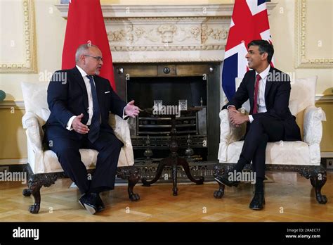 Britains Prime Minister Rishi Sunak Right Listens To Crown Prince Of