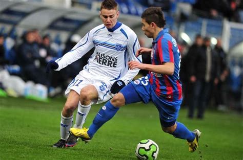 Maxime Bourgeois Attaquant De Laja Auxerre 89000