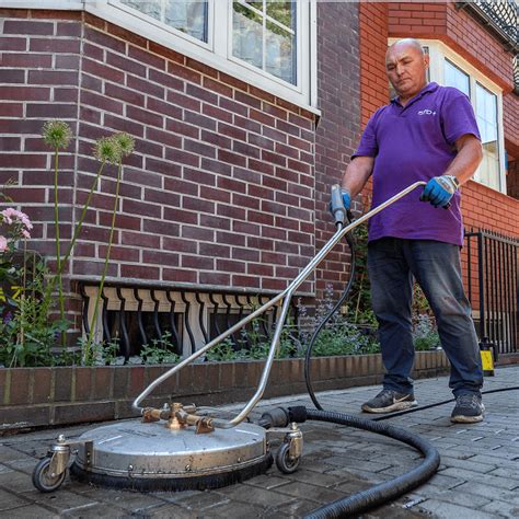 Czyszczenie Mycie Kostki Brukowej Warszawa VAN DER CLEAN