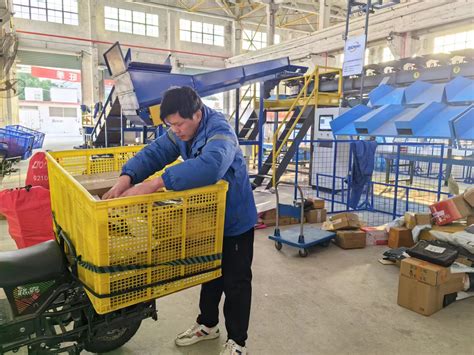 上海快递业结束“春节模式”，日均件量快速恢复浦江头条澎湃新闻 The Paper